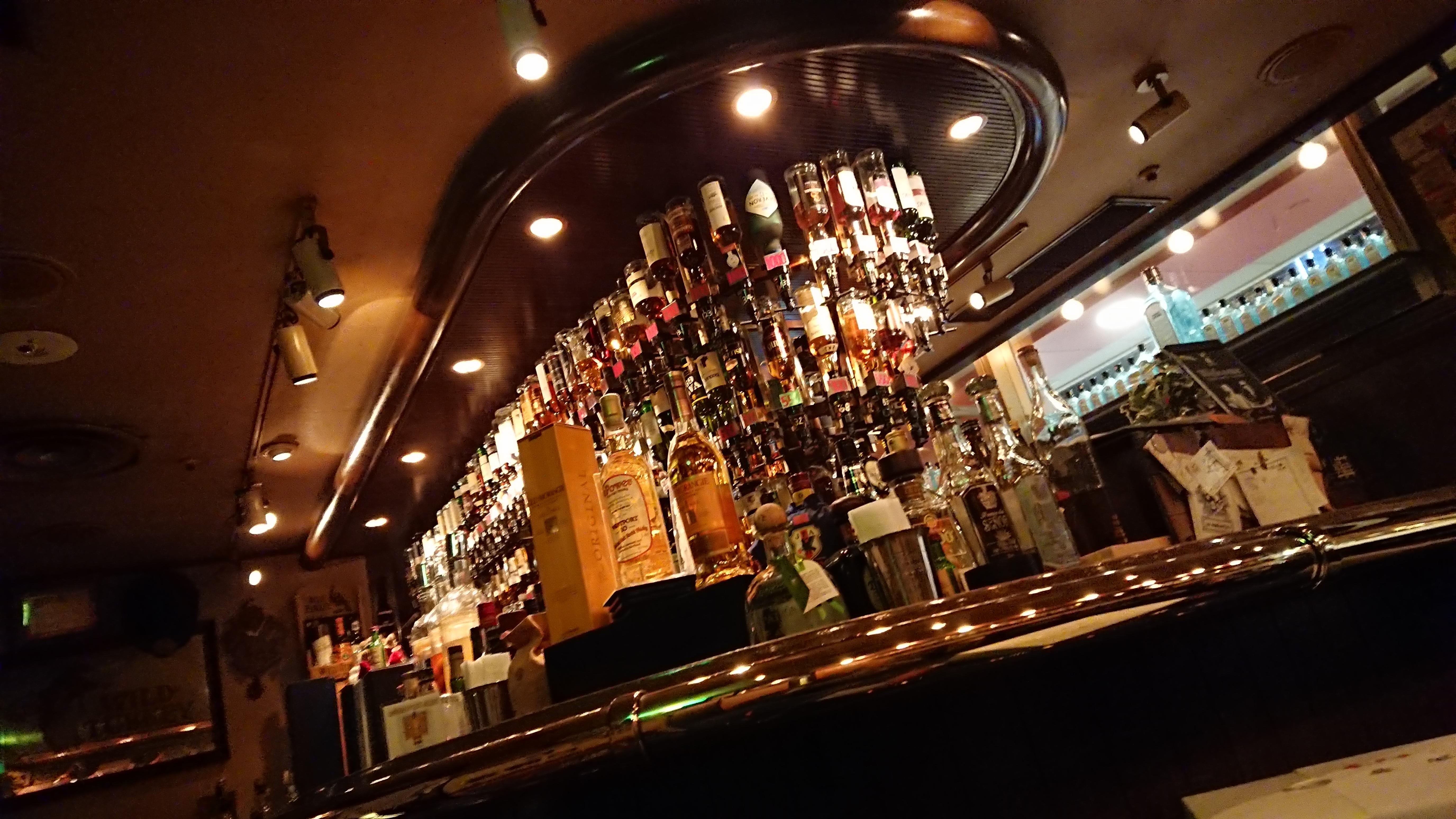 SHOT BAR ANDRE D．D．HOUSE店(ショットバー アンドレ ディーディーハウステン) 大阪駅/阪急梅田駅周辺 -BAR-NAVI